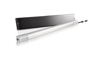 Zipscreen 100i med solcellemotor | Fri frakt I Solskjerming I Myscreens.no