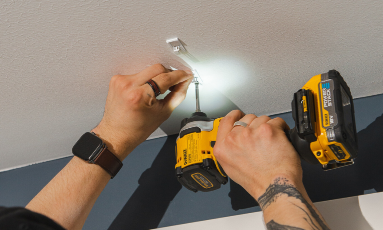 Montering av solskjerming og gardiner | Myscreens.no